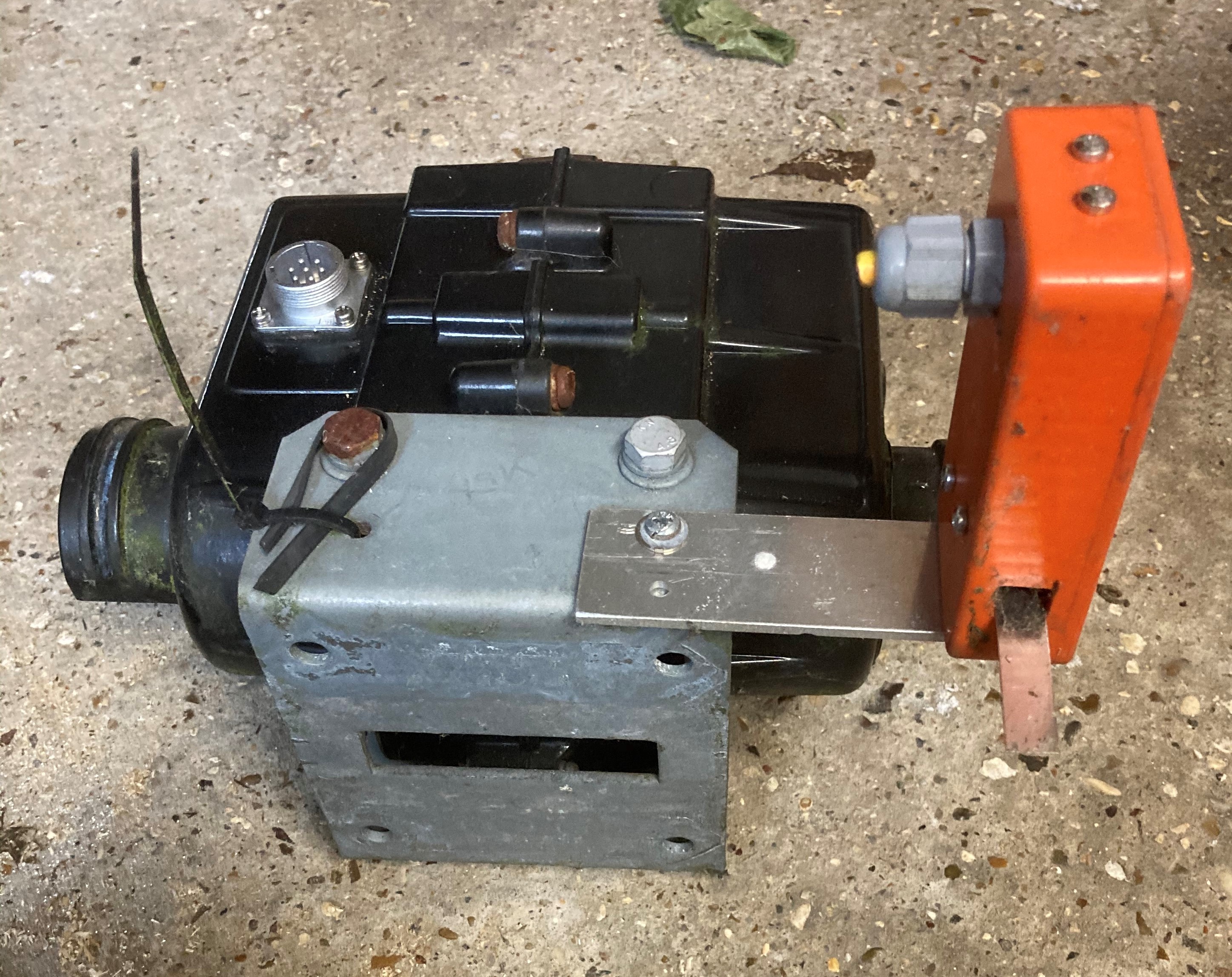 Yaesu G-5500 Elevation Rotator Bracket | G4HSK